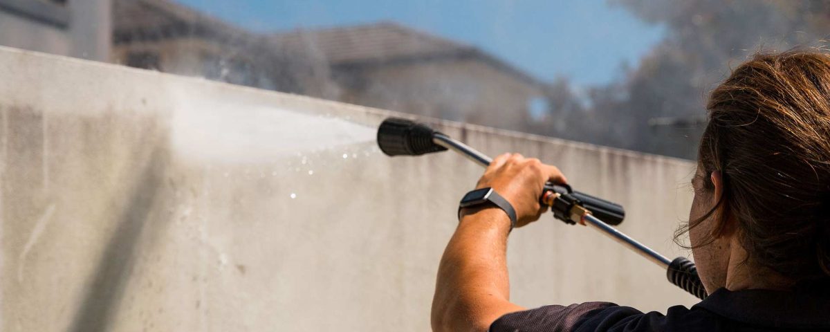 Softwash Render Cleaning Explained – Render Wash